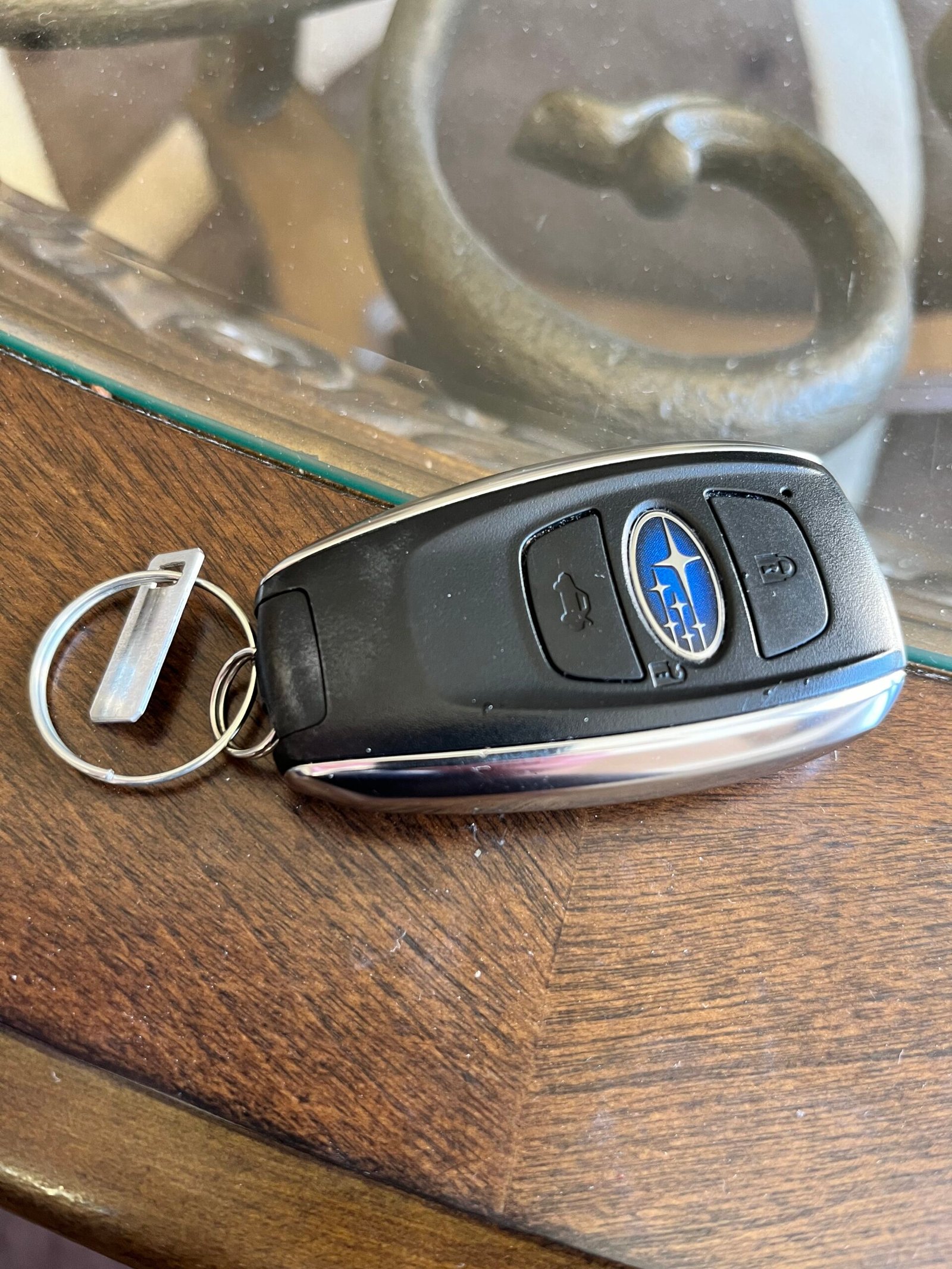 Pamestas automobilio Subaru raktas – Radiniai.lt